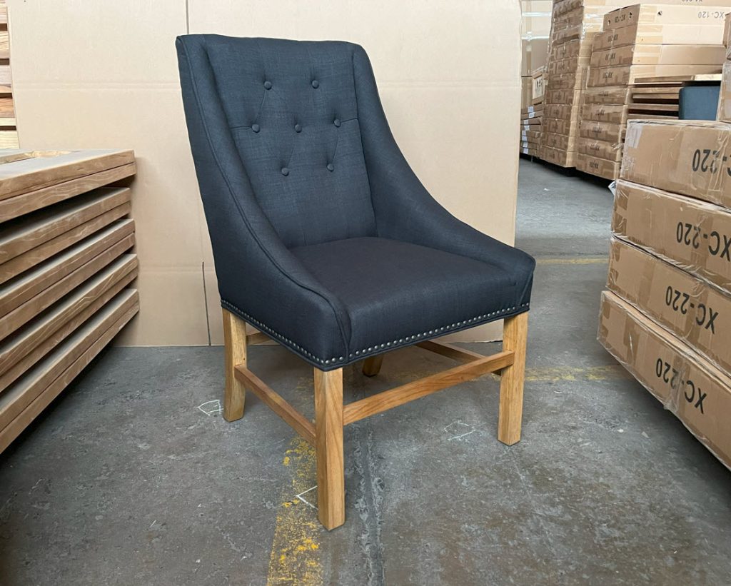 Hennessy Chair LW351 - Megaria