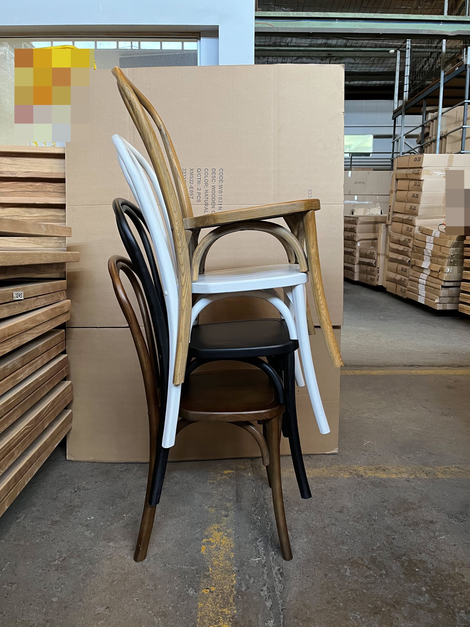 Bentwood Stackable Chair XR394 - Megaria